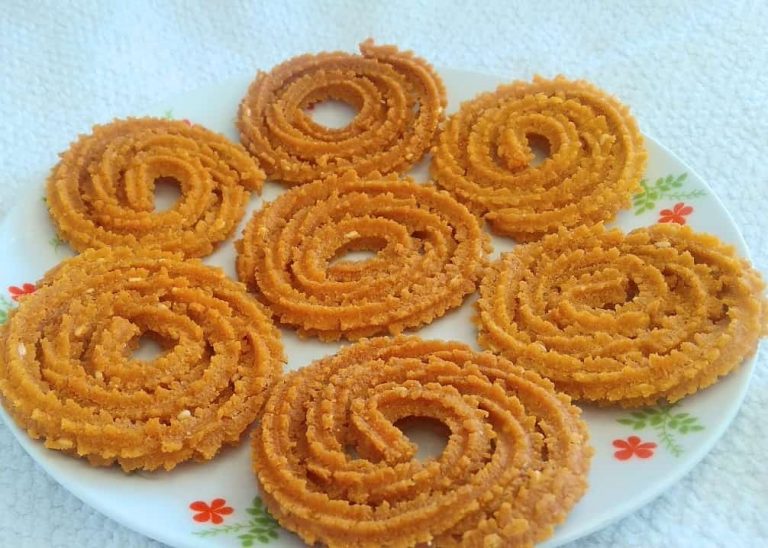 Chakli Recipe | Bhajni Chakli Recipe | How to make Chakli at home