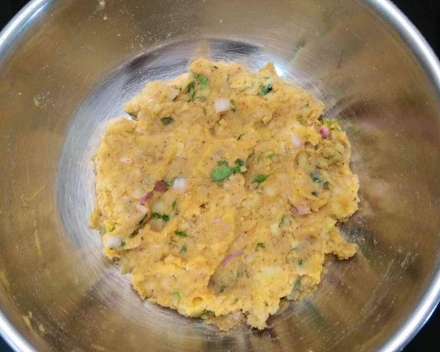 Aloo Kulcha Recipe | Amritsari Kulcha Recipe | How to make Aloo Kulcha