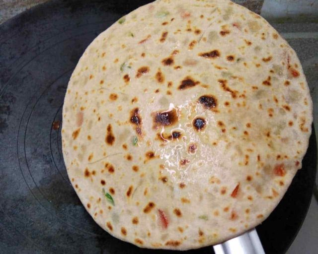 Pizza Paratha Recipe | How to make Pizza Paratha at Home