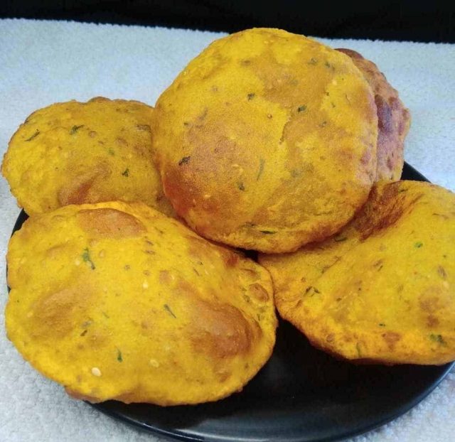 Aloo Puri Recipe | Aloo Ki Poori | How to make Aloo Puri
