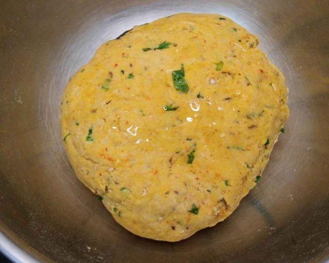 Aloo Puri Recipe | Aloo Ki Poori | How to make Aloo Puri