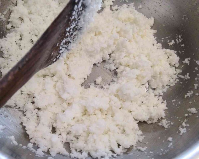 Coconut Burfi Recipe | Nariyal Barfi | How to make Coconut Barfi